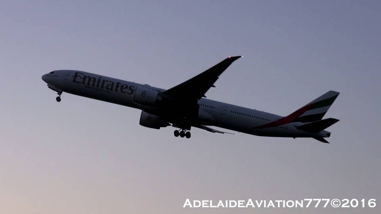 Emirates Boeing 777-300ER -- Sunset Takeoff - YouTube