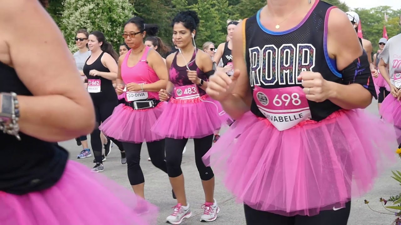 Top Knot attends 2019 Diva Running Series - YouTube