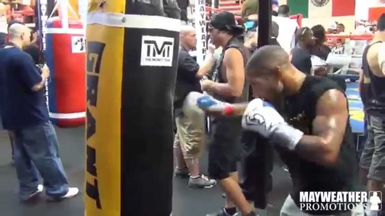 Mayweather Promotions Fighter Workout Compilation - YouTube