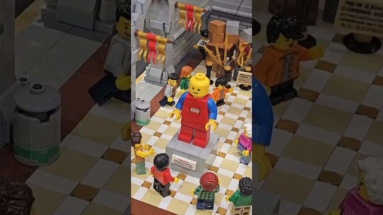 CRAZY LEGO Museum Build ! | Brick Finds & Flips