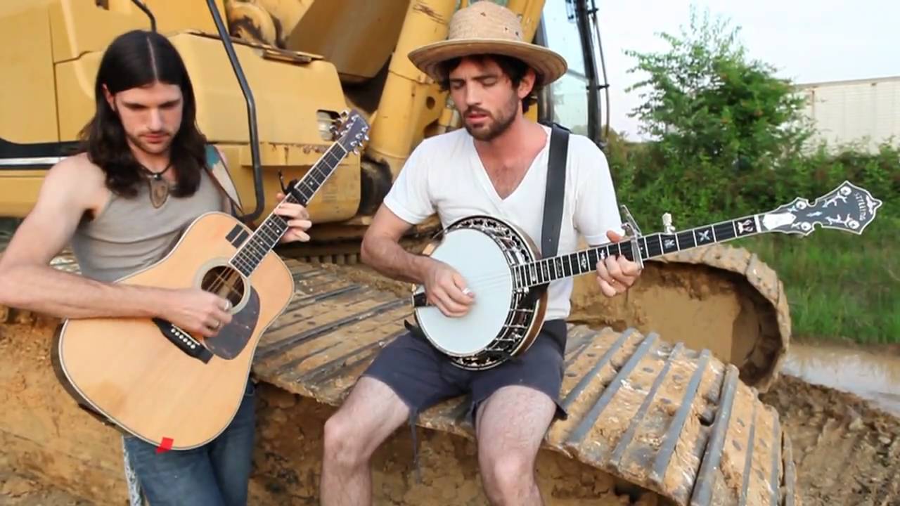 Seth & Scott sing, "Tear Down the House" - YouTube