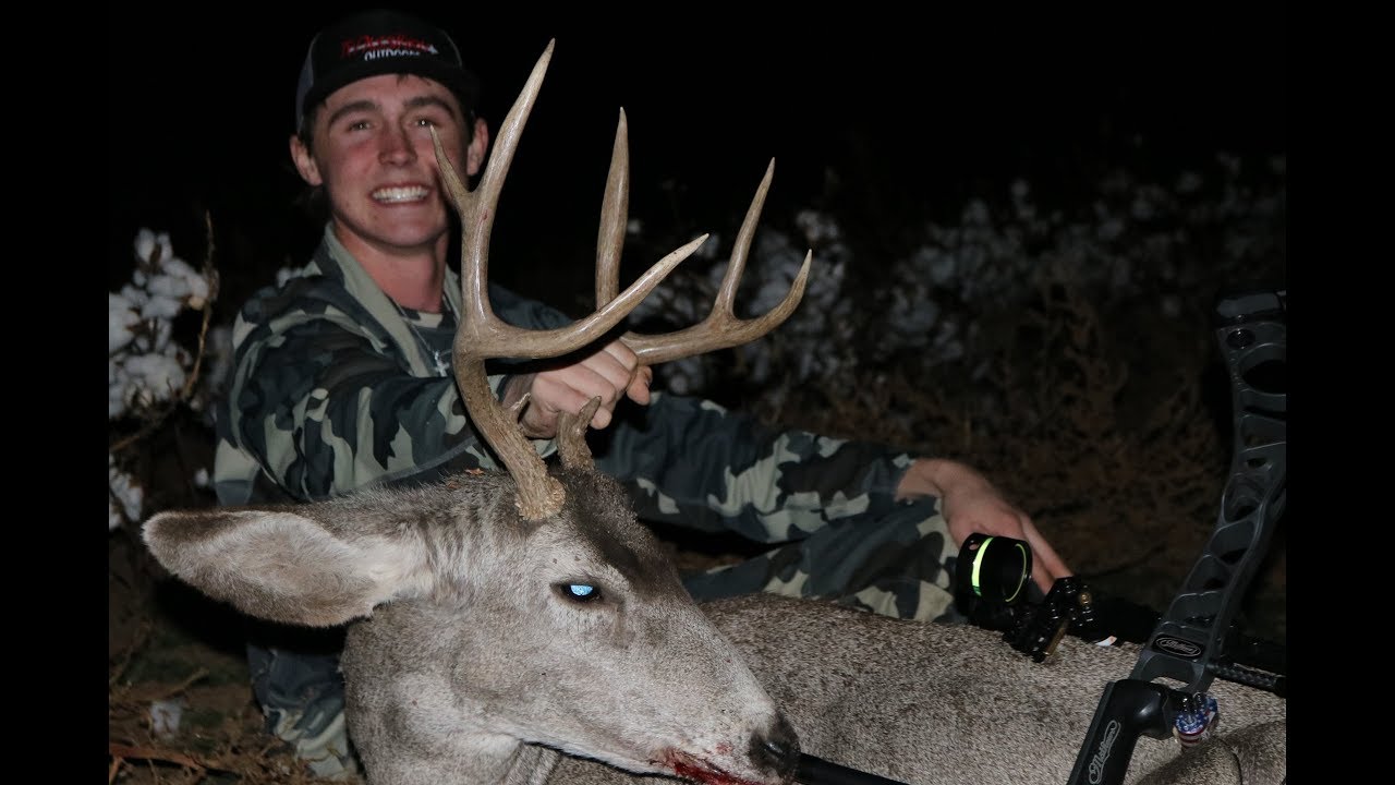 "First Muley Hunt" Texas Panhandle Bow Kill - YouTube