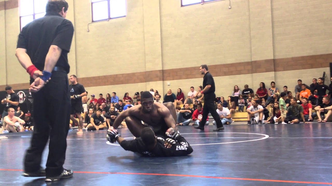 2012 Armed Forces Pankration Match #1 - YouTube