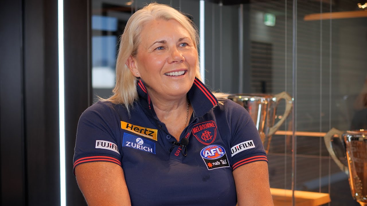 Kate Roffey | Club update - YouTube