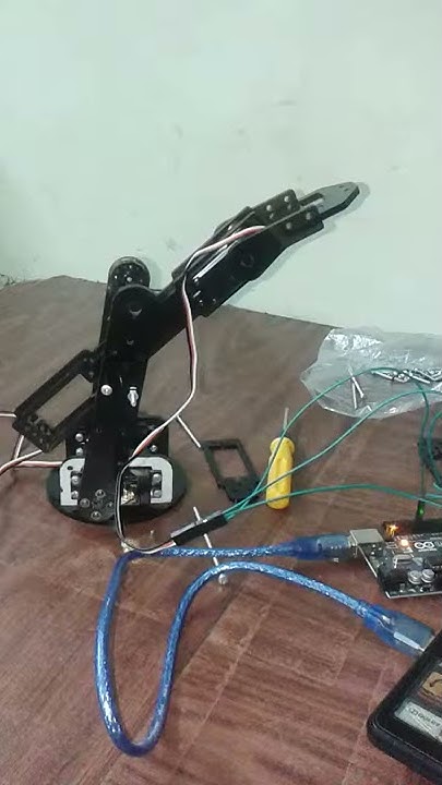 Robot arm - YouTube