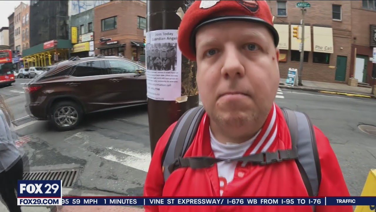 Guardian Angels member recruiting for Philadelphia chapter - YouTube