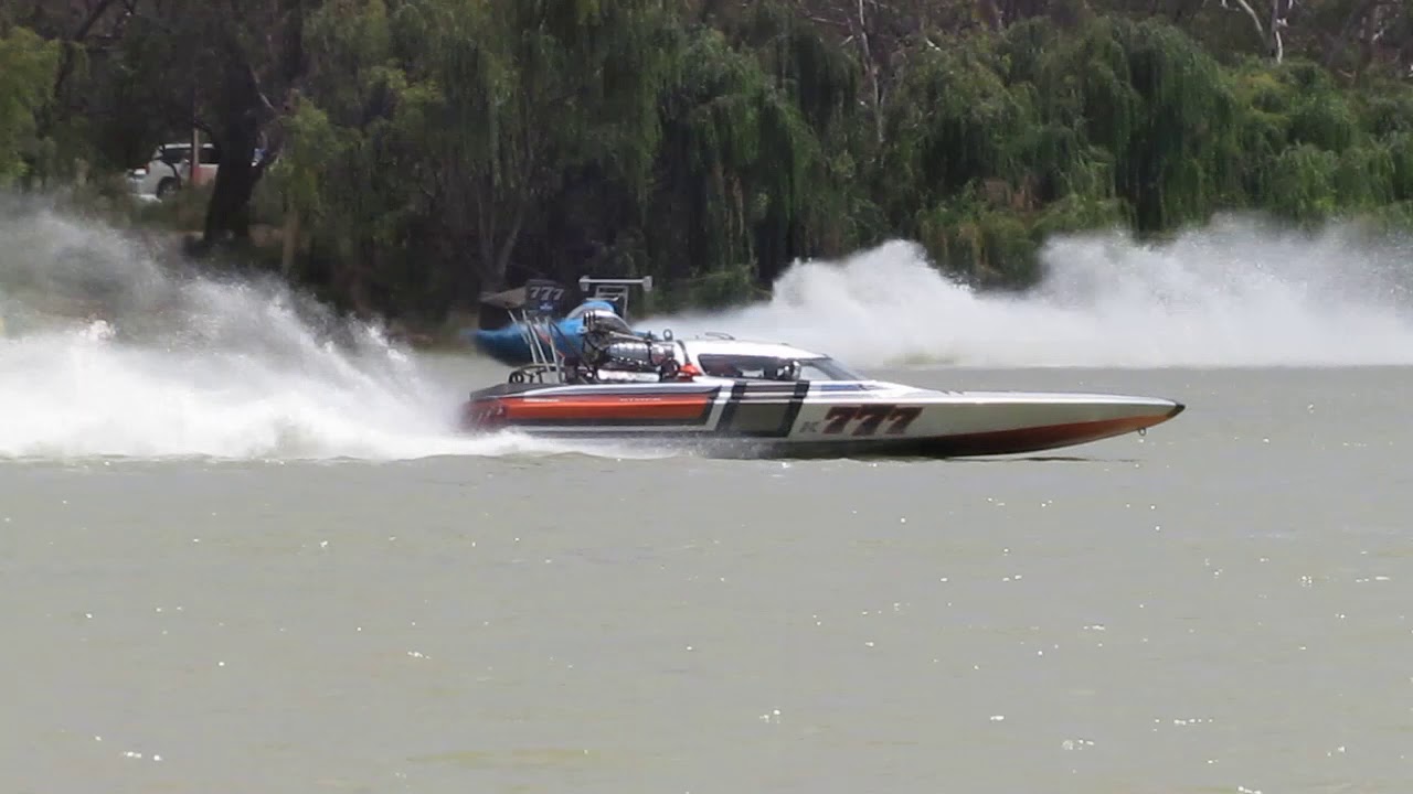 Blown Boat Spectacular - R.P.B.C.H20 Berri - Round 2 Saturday - YouTube