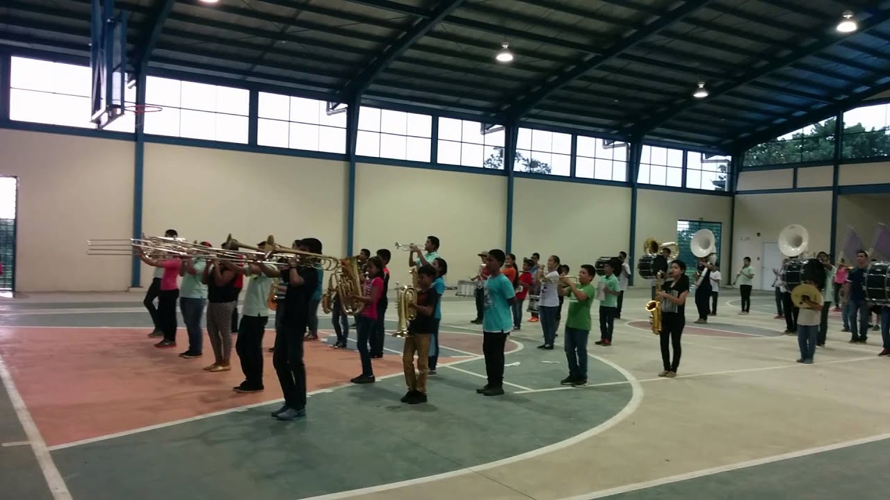Escuela La Primavera School Band 2 - YouTube