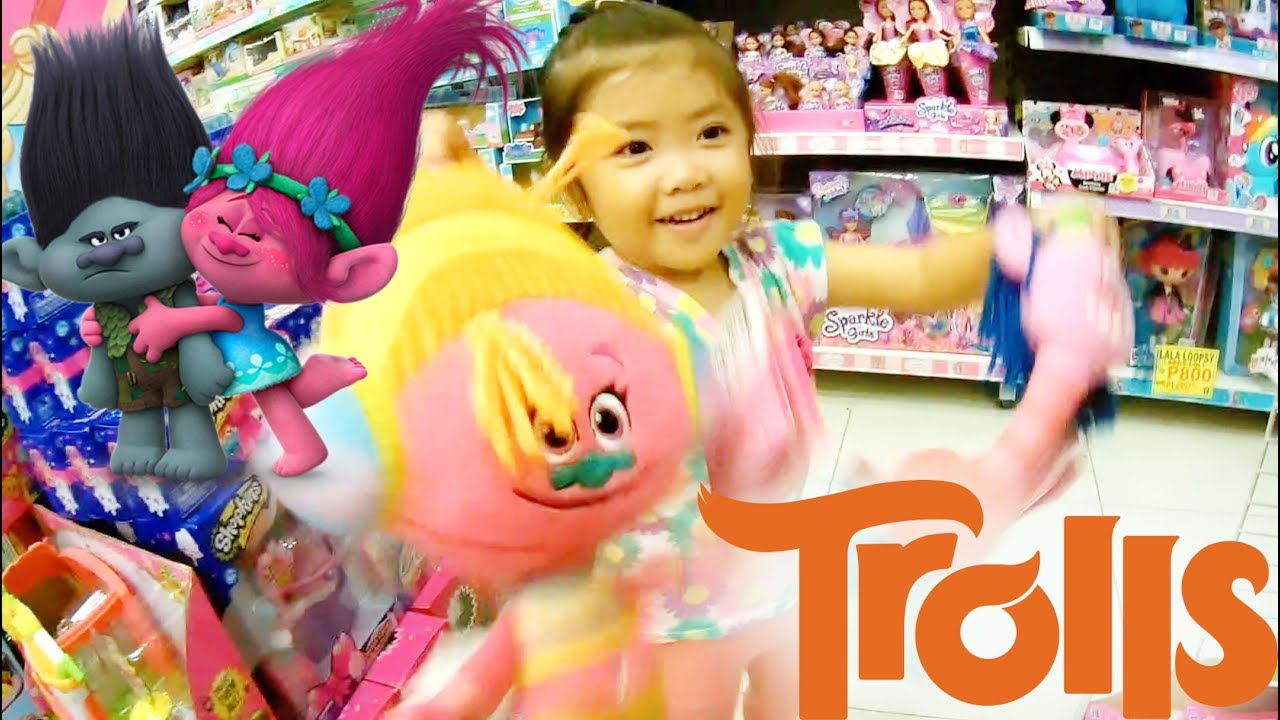TROLLS - Toys shopping - YouTube