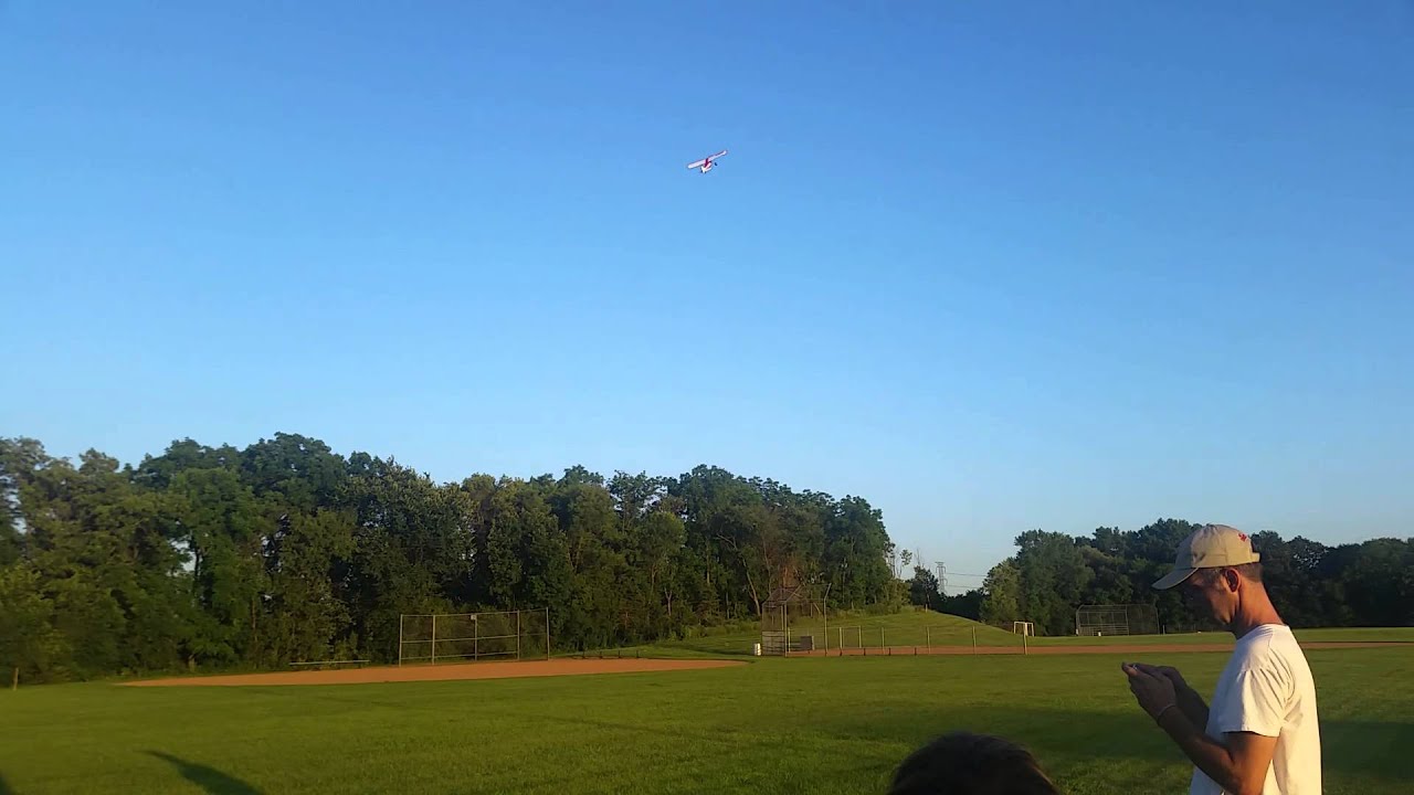 10 year old Oliver flying the Sports cub Eflite. - YouTube