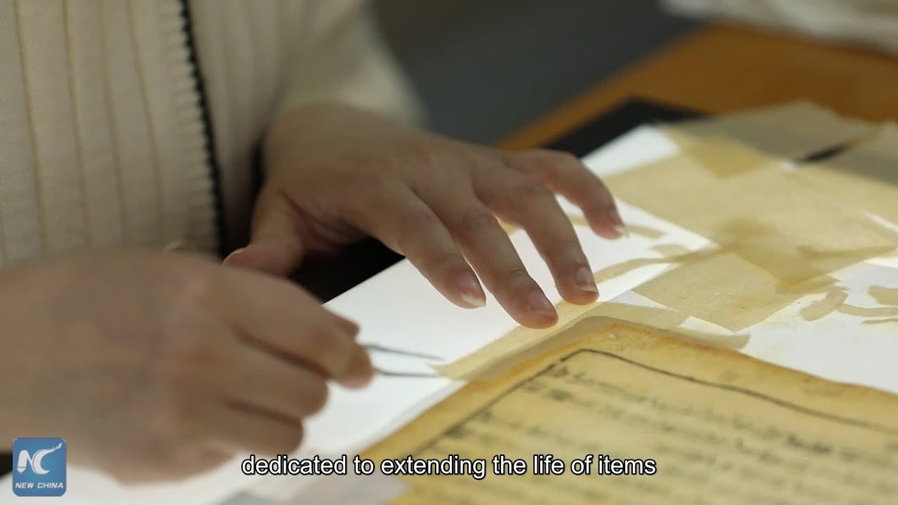 World Book Day | The basics of restoring ancient books - YouTube