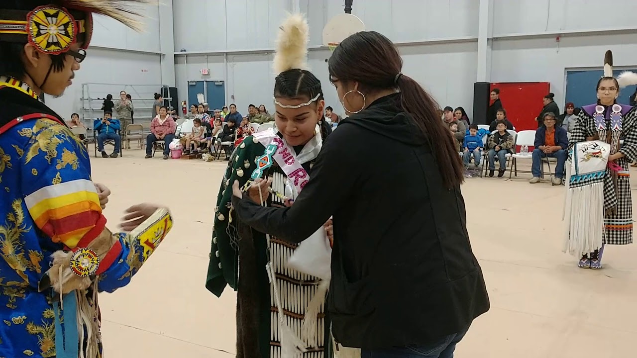 Crowning of 2018 Miss Teen Northern Cheyenne - YouTube
