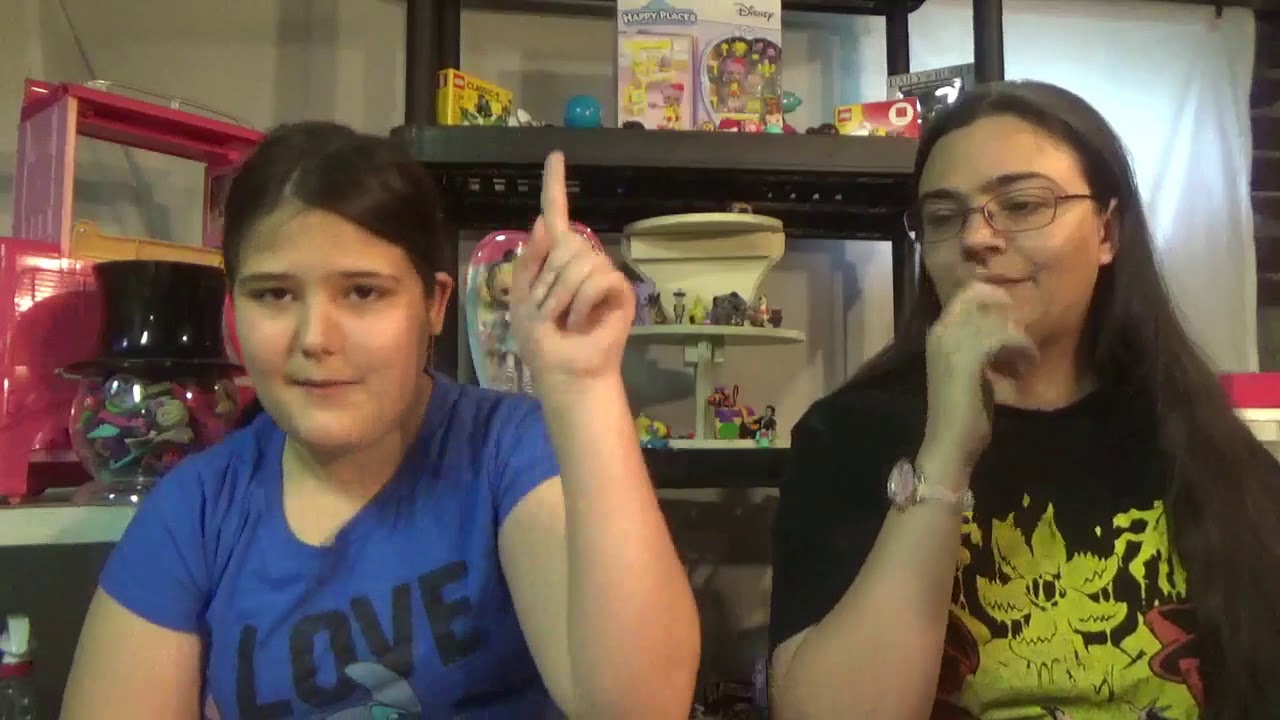 Tear it Open Tuesday- Universal Yums Brazil - YouTube
