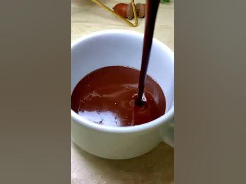 Настоящий горячий шоколад. Это так просто 😳 - YouTube