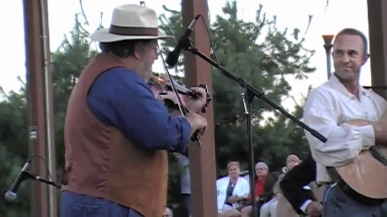 Tad Marks plays Mason's Apron - YouTube