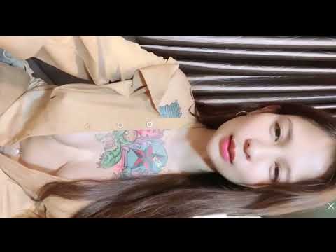 bigo live // colmek tanpa bra// mendesah