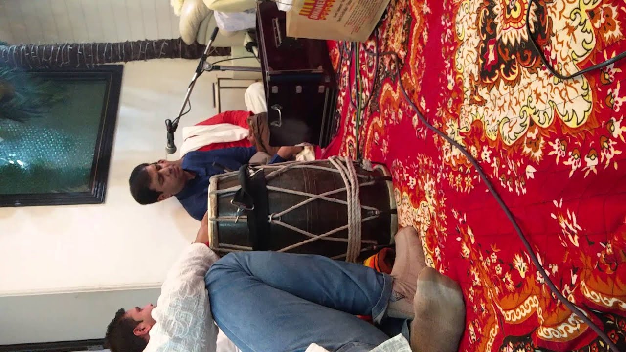 Bhajan by Ashish Bhola - YouTube