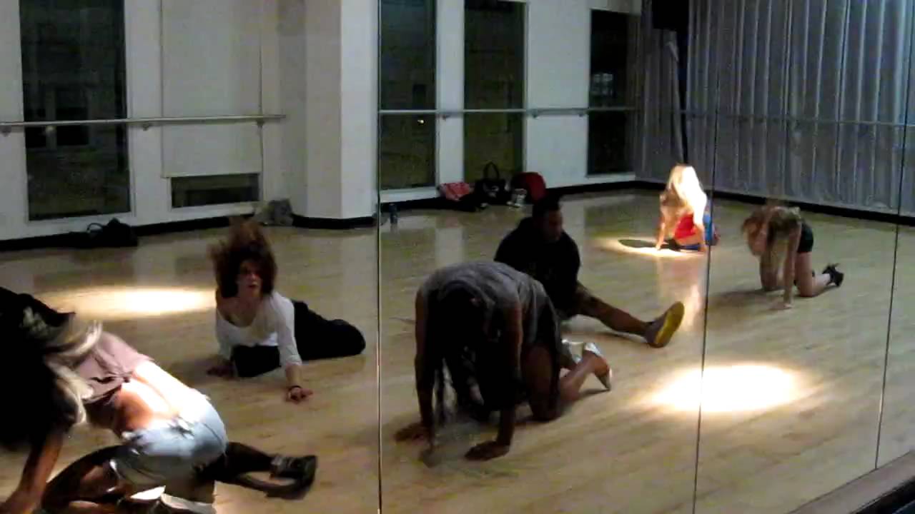 Ghetto Stilettos- "How many licks": Apollo Sa'deek - YouTube