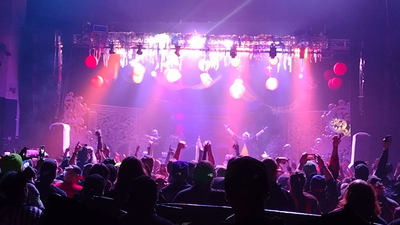 Insane Clown Posse - Halls of Illusions (Live) Hallowicked 2021 - YouTube