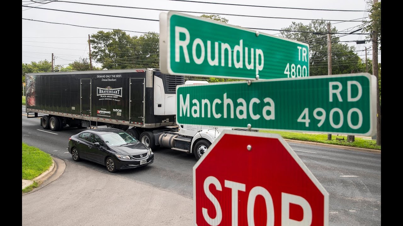 It’s official: Manchaca Road is now Menchaca Road - YouTube