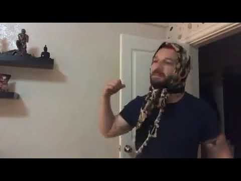 Sahura Kaldırılan Baba - Aykut Elmas