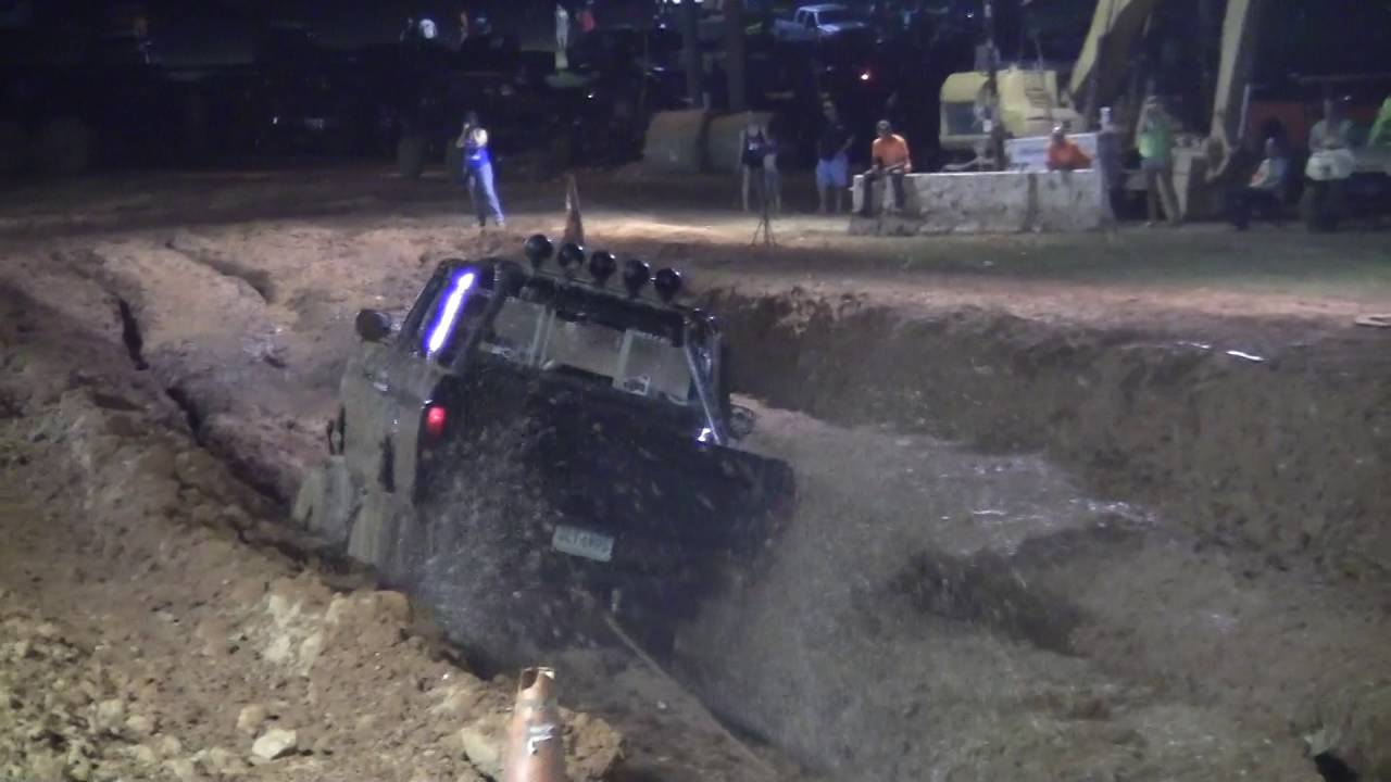 SC Peach Festival Mud Bog - YouTube