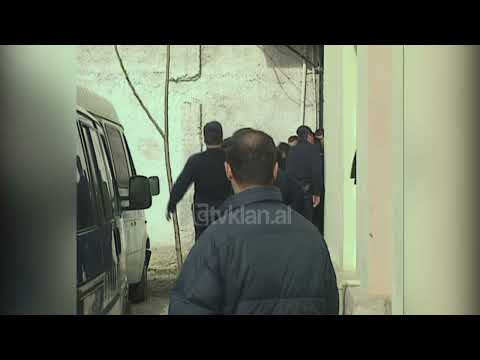 Prokuroria e Krimeve të Rënda lë në burg pa afat dy të akuzuarit si vrasës me pagesë - 30 Janar 2006