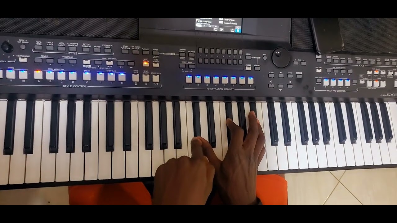 learn piano today with saviour bee - YouTube