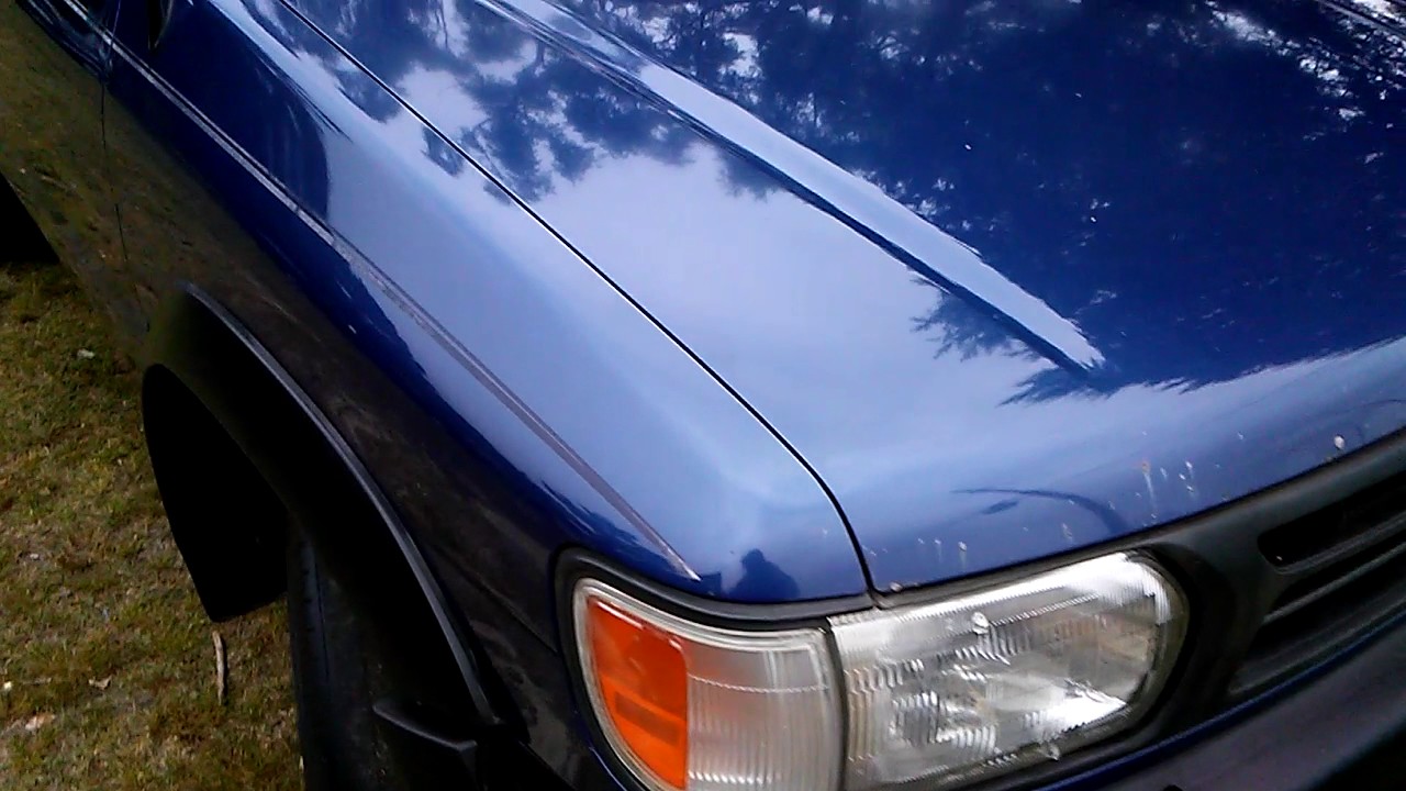 Chemical guys top coat sealant after math on dark blue - YouTube