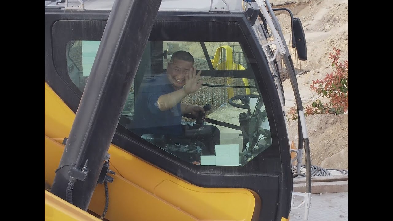 Novi Sad - Subotica pruga. Most u Losinjskog izradnja - YouTube