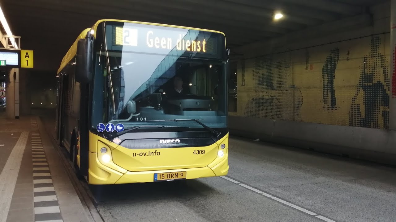 stukje met: lijn 2 Utrecht CS - Museumkwartier - Utrecht CS - YouTube