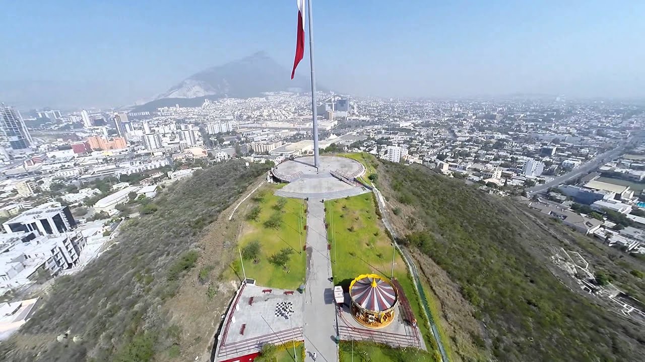 Dronie Asta bandera Obispado - YouTube