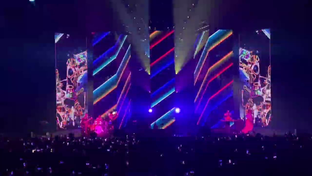 《Live》Amazing Show Part.1｜美秀集團 Amazing Show｜北流 - YouTube