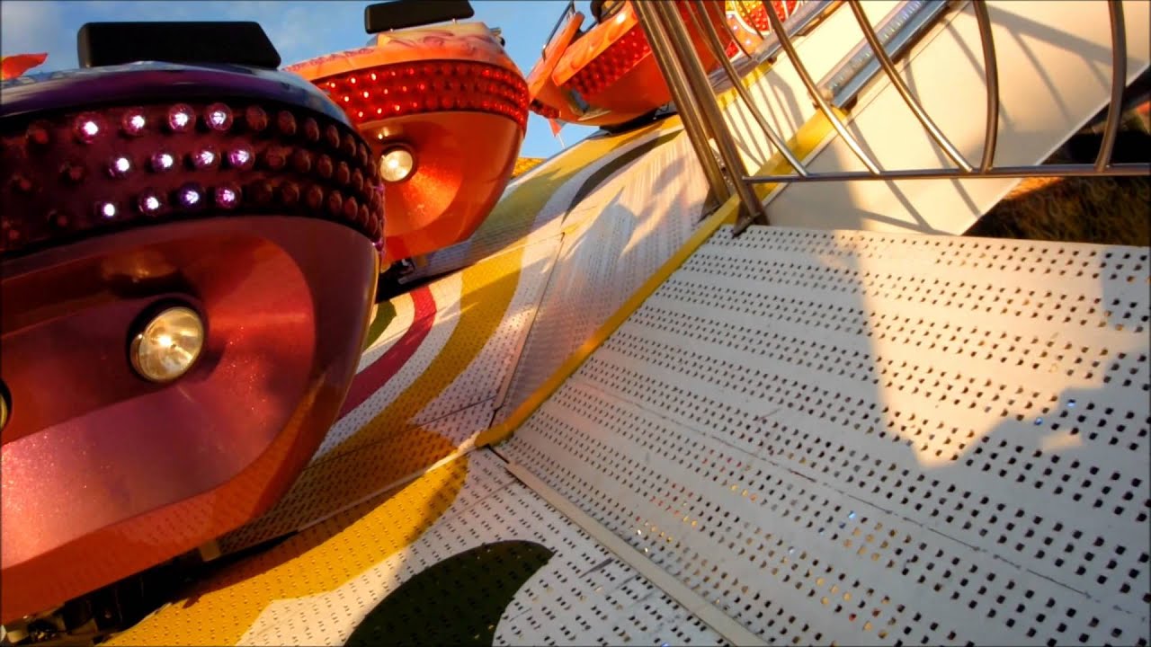 [2014] On Ride Flipper Tornado @ Foire de Mai - YouTube