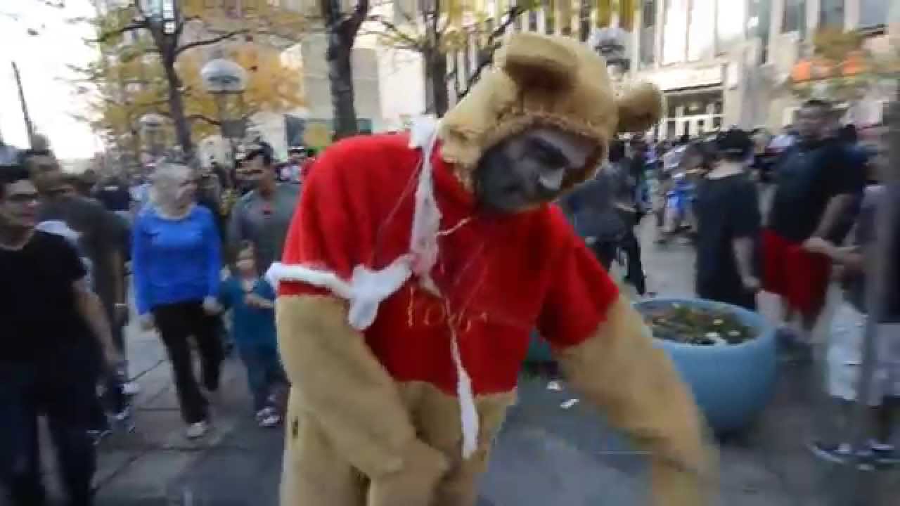 Zombie Winnie the Pooh - YouTube