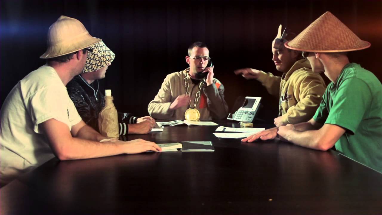 MAGGOT MOUF - BRAGGER - MUSIC VIDEO - YouTube Music