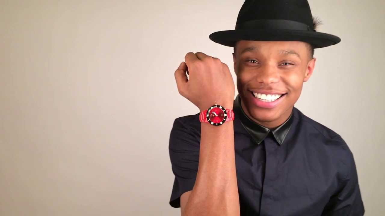 Avery Wilson featured In Iken Watch Commercial - YouTube