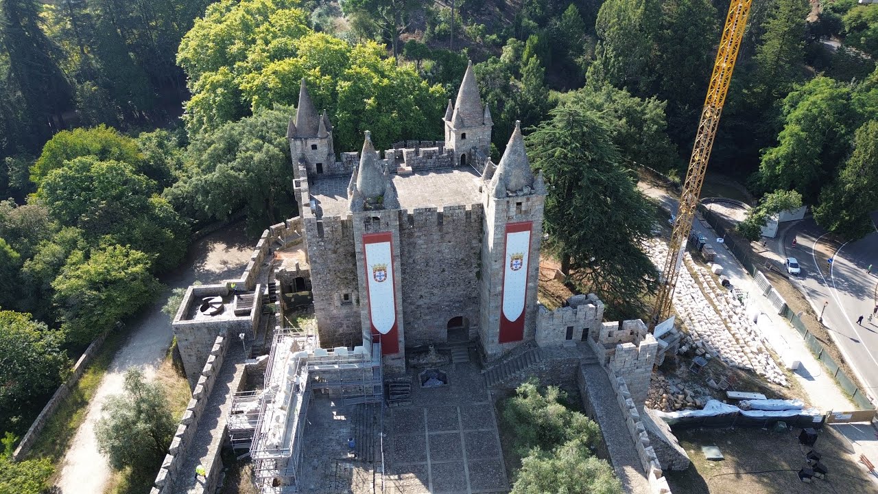CASTLE OF SANTA MARIA DE FEIRA - PORTUGAL MEDIEVAL (VIAGEM festival ...