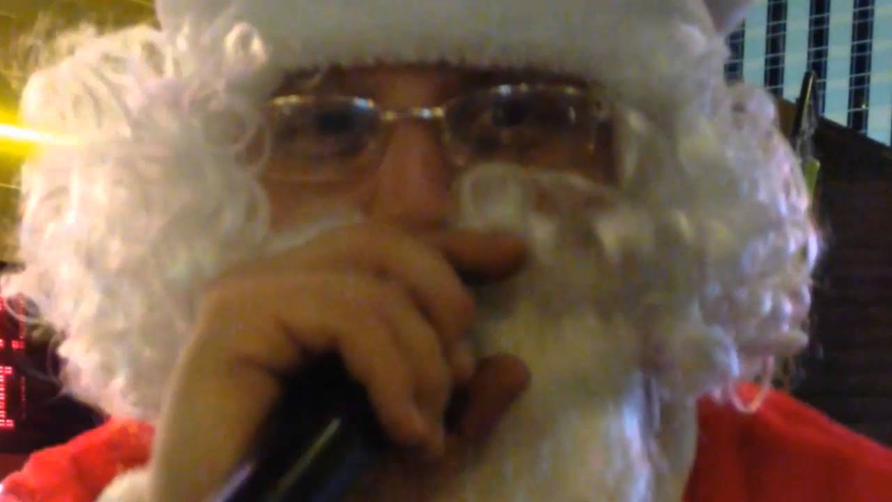 Santa FreeStyle Rap HipHop on Las Vegas Strip - YouTube