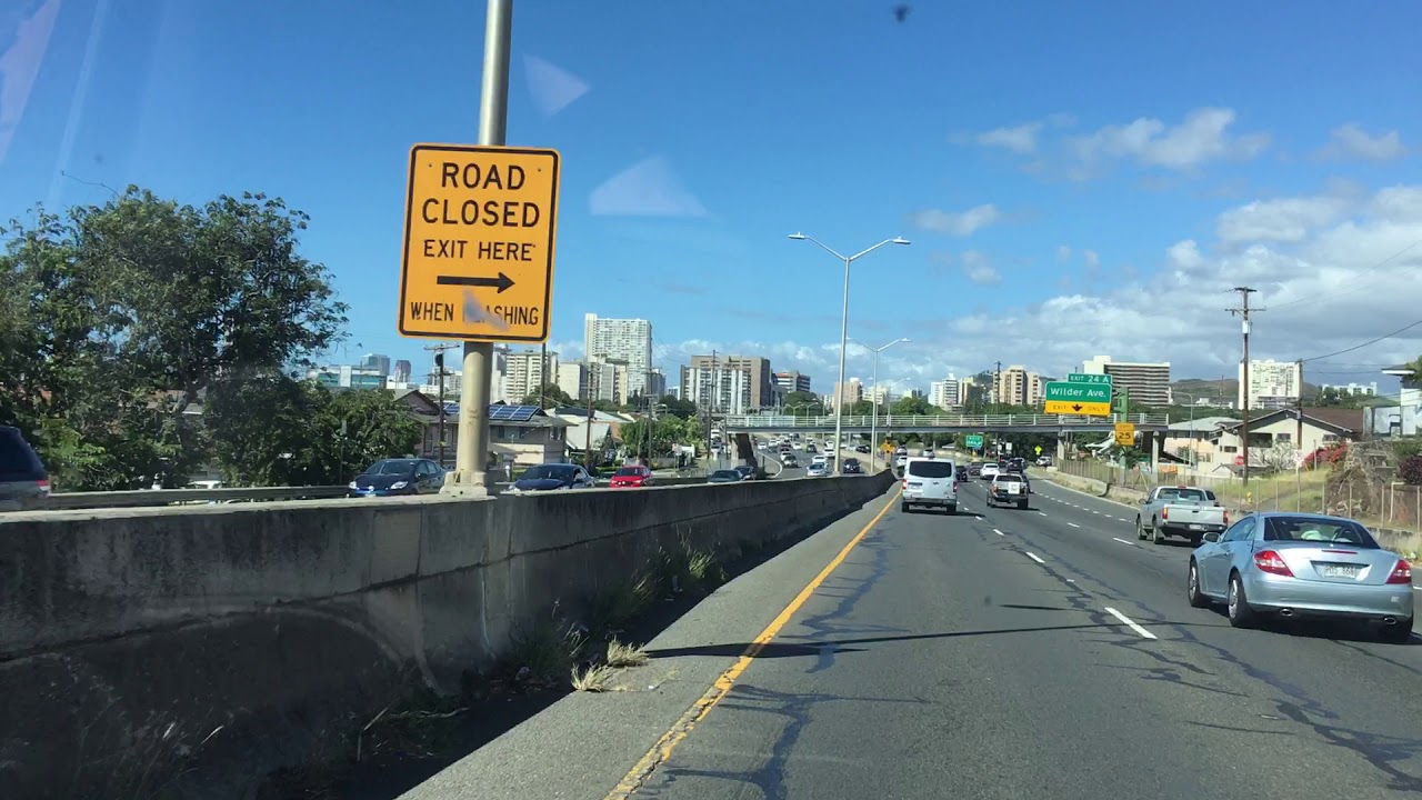 Driving West on Lunalilo Freeway Past Exit 24A Wilder Ave - YouTube