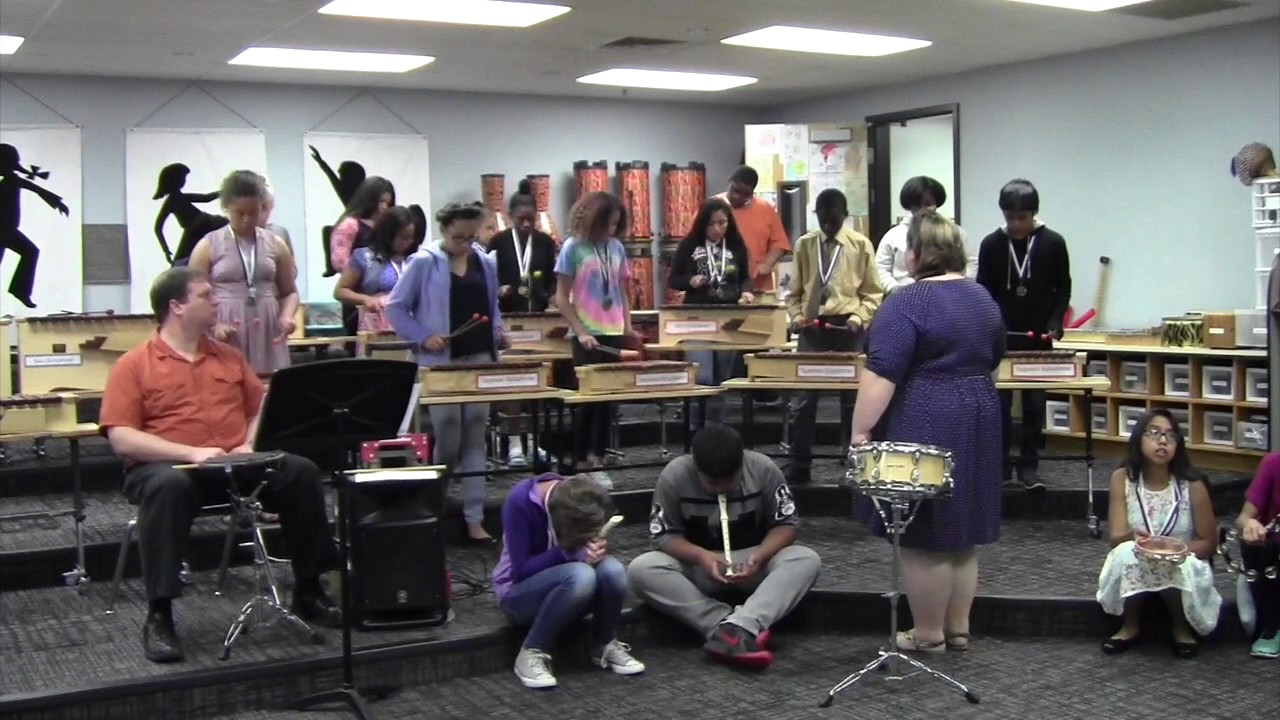 Street Song Miss Vaughn - YouTube