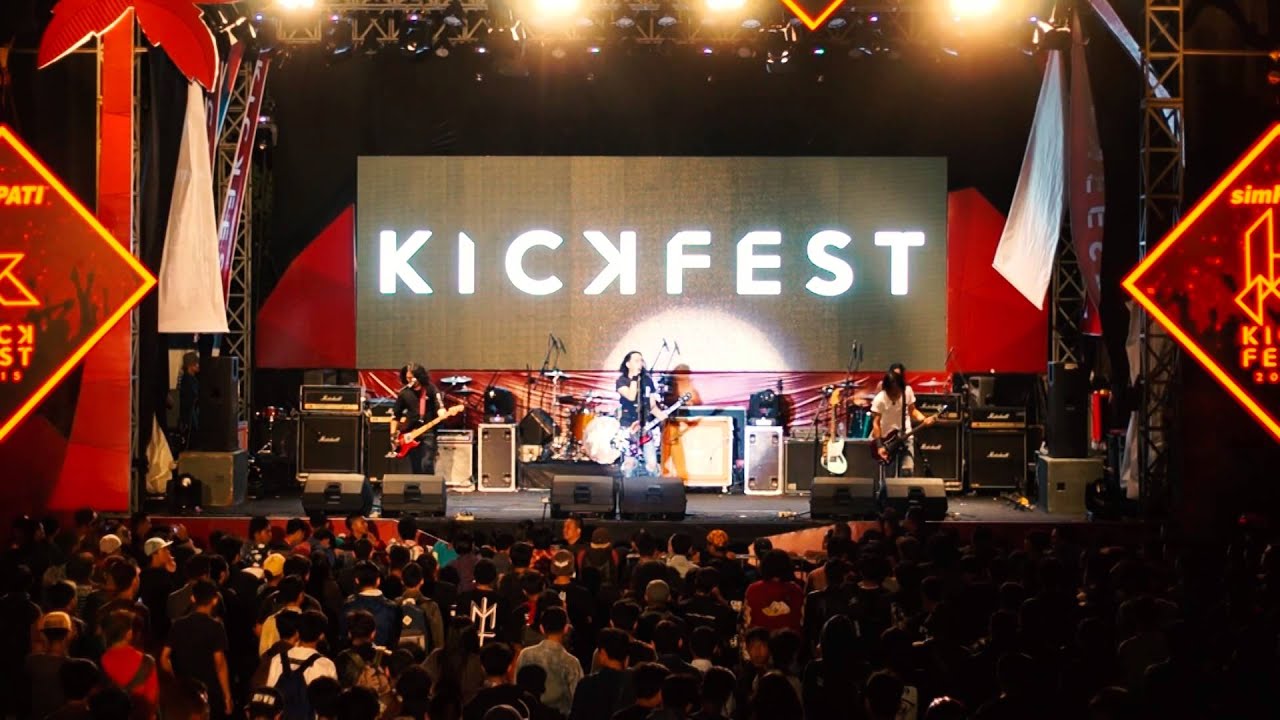 KICKFEST 2015 FREAK LIVE FULL SHOW - YouTube