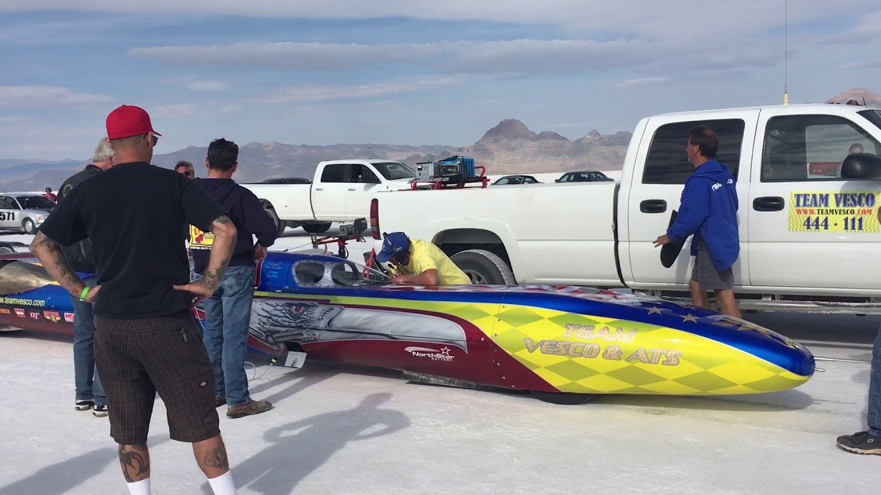 Team Vesco Turbinator 2 last pass "flame out" World Of Speed 2017 ...