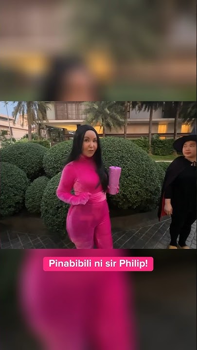 Small Laudashian on the way sa tindahan hahaha may pinapabili si babe ... Small Laudashian on the way sa tindahan hahaha may pinapabili si babe ...