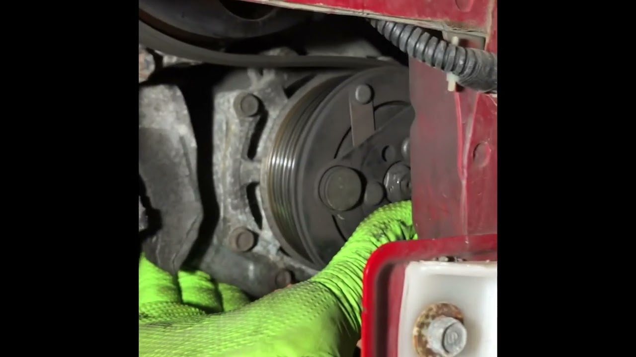 Civic Si Coupe AC compressor shim adjustment (2006) - YouTube