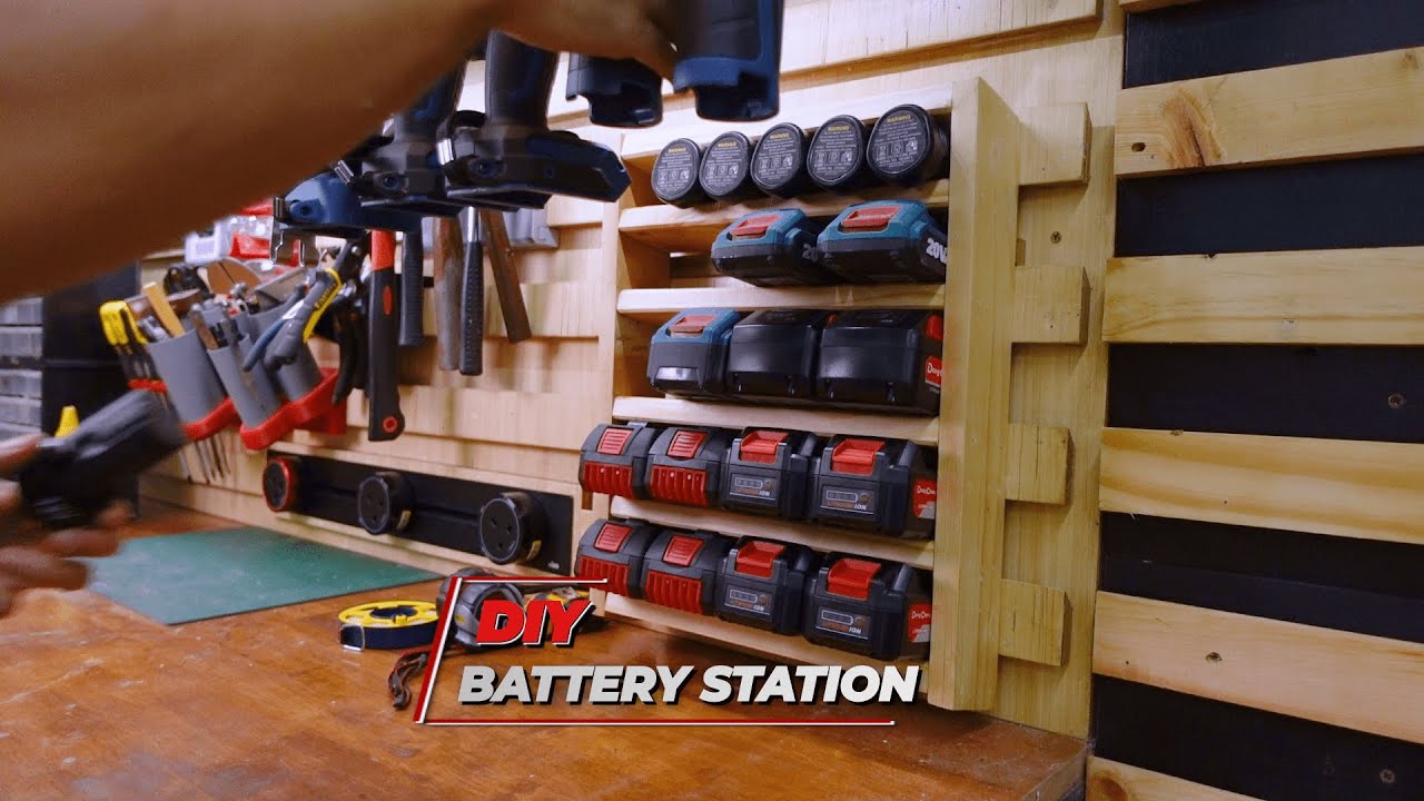 DIY BATTERY STATION - YouTube
