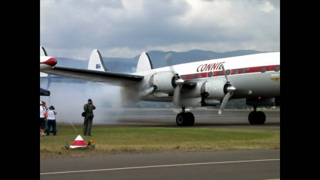 "CONNIE" - Lockheed C-121C Super Constellation at the Wings over ...