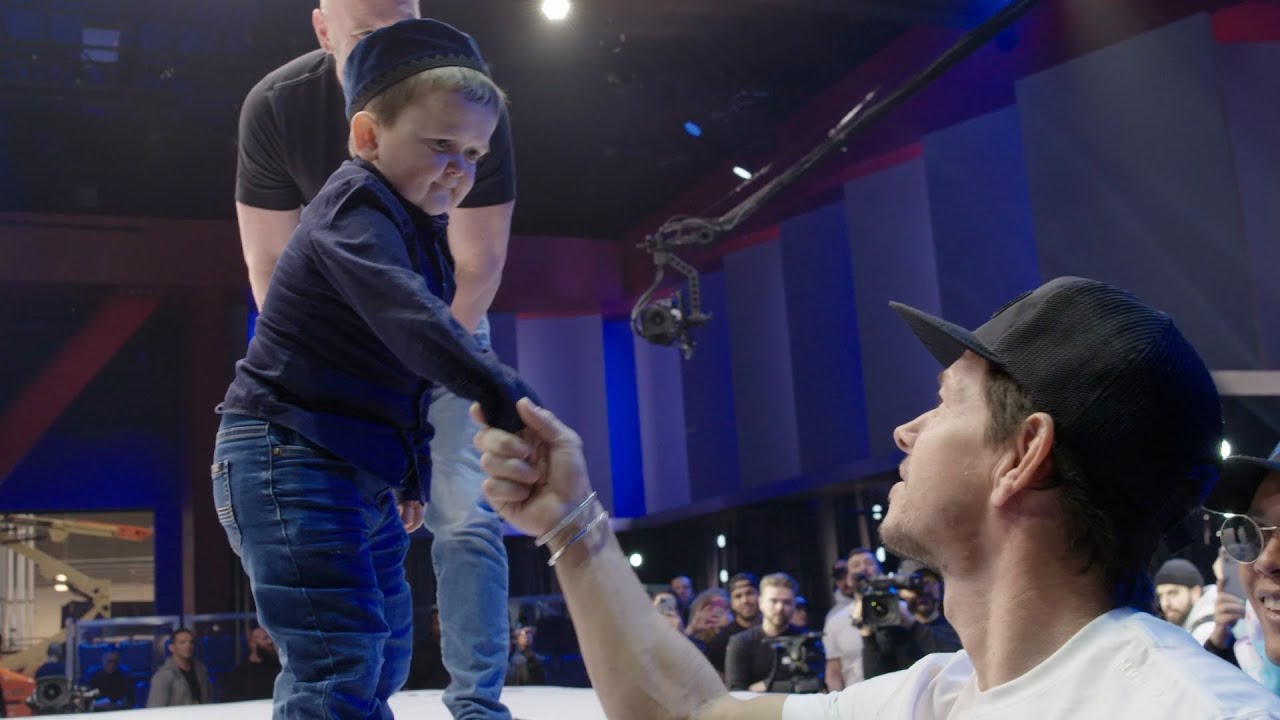 Hasbulla and Mark Wahlberg Get the Power Slap 1 Experience! - YouTube