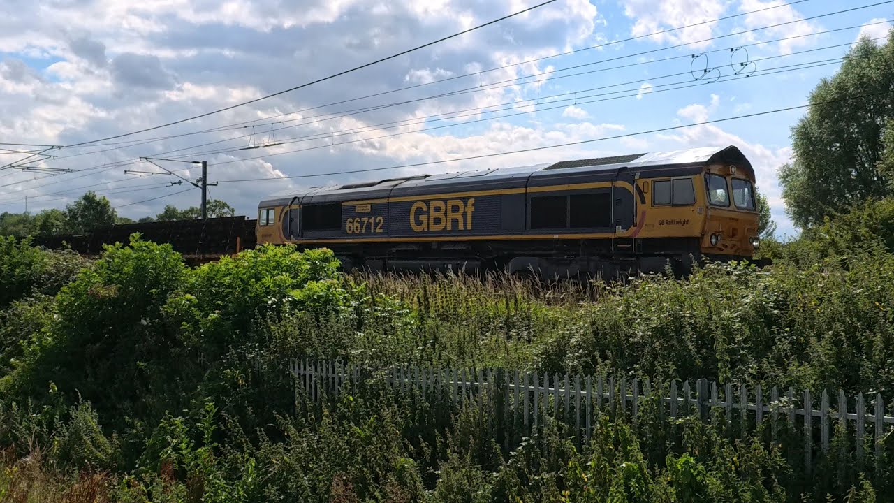 GB Railfreight 66712 'Peterborough Power Signalbox' - 6L37 23rd July ...