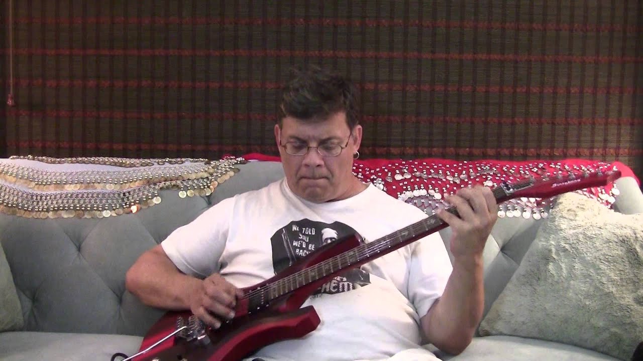 Moen's fuzz moo pedal!!! - YouTube